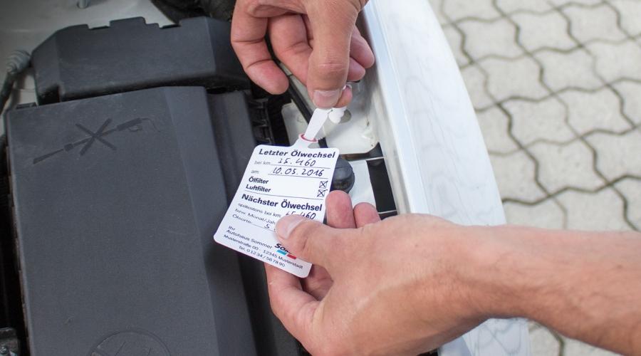 Der Service-Aufkleber und -anhänger - HERMANN Fachversand