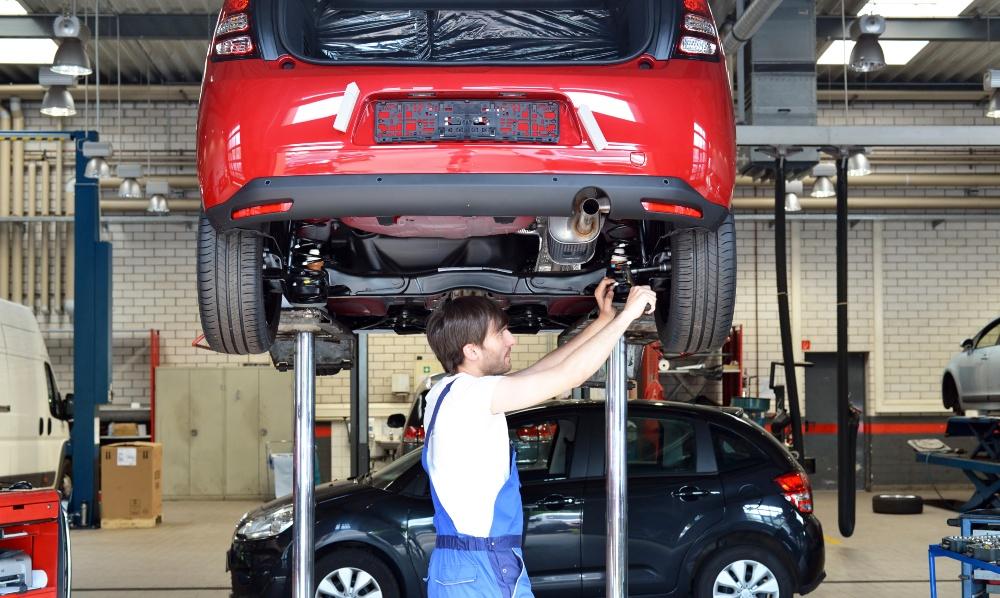 Kfz Reparaturwerkstatt